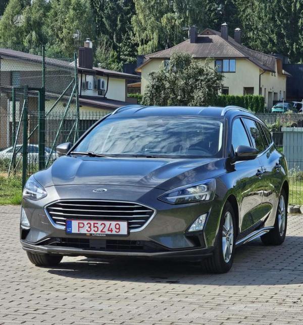 Pelēks Ford Focus 2021 Viļņa, ar dzinēja tilpumu 1.50 L un nobraukumu 132 tūkst. km par 10500 €, foto 1 vietnē AUTOMOTO.COM.LV