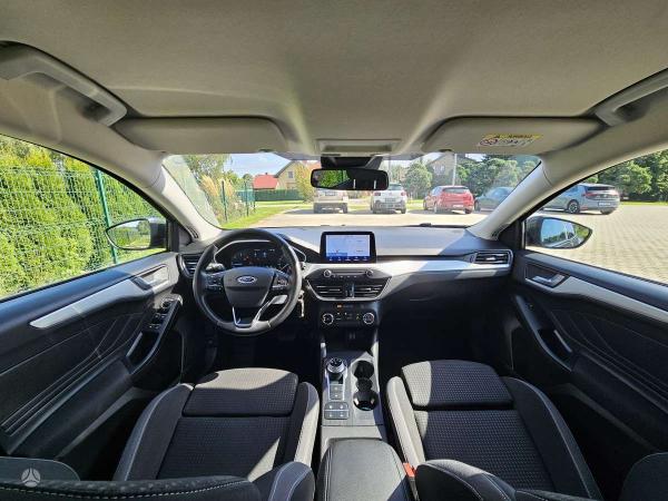 Pelēks Ford Focus 2021 Viļņa, ar dzinēja tilpumu 1.50 L un nobraukumu 132 tūkst. km par 10500 €, foto 6 vietnē AUTOMOTO.COM.LV