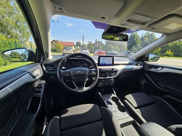 Pelēks Ford Focus 2021 Viļņa, ar dzinēja tilpumu 1.50 L un nobraukumu 132 tūkst. km par 10500 €, foto 7 vietnē AUTOMOTO.COM.LV