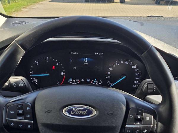 Pelēks Ford Focus 2021 Viļņa, ar dzinēja tilpumu 1.50 L un nobraukumu 132 tūkst. km par 10500 €, foto 8 vietnē AUTOMOTO.COM.LV