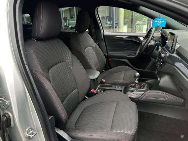 Форд Фокус 2021 в Каунас на AUTOMOTO.COM.LV Серый Форд Фокус 2021 в Каунас, объемом двигателя 1.00 л и пробегом 176 тыс. км за 8900 €, фото 8 на AUTOMOTO.COM.LV
