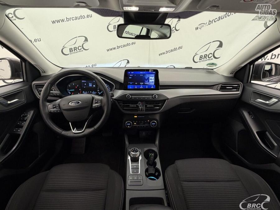 Pelēks Ford Focus 2022 Avižieniai, ar dzinēja tilpumu 1.50 L un nobraukumu 40 tūkst. km par 13900 €, foto 3 vietnē AUTOMOTO.COM.LV