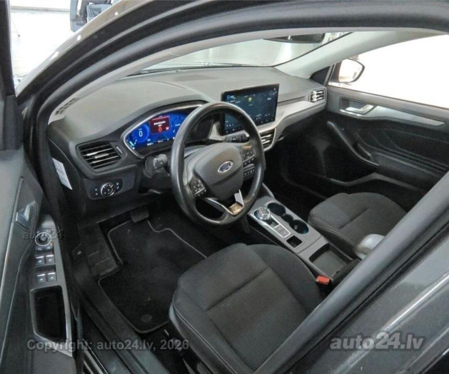Grey Ford Focus 2022 in Tallinn, with an engine capacity of 1.50 L and mileage of 157 thousand km for 14800 €, photo 8 on AUTOMOTO.COM.LV