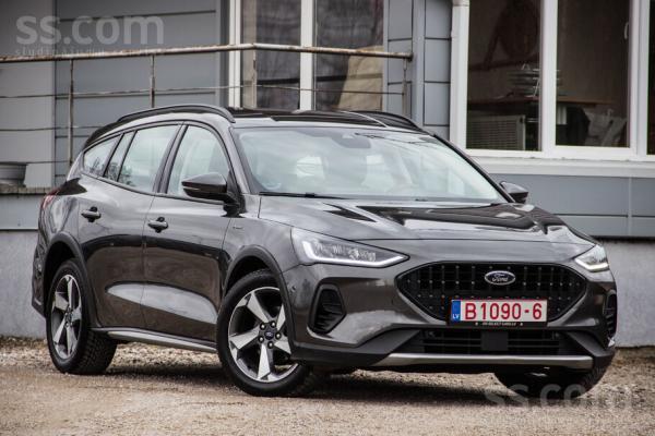 Grey Ford Focus 2022 in Tukums, with an engine capacity of 1.50 L and mileage of 177 thousand km for 14990 €, photo 2 on AUTOMOTO.COM.LV