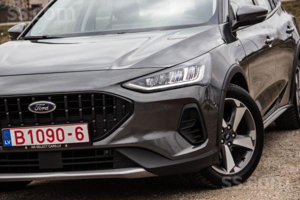 Grey Ford Focus 2022 in Tukums, with an engine capacity of 1.50 L and mileage of 177 thousand km for 14990 €, photo 7 on AUTOMOTO.COM.LV