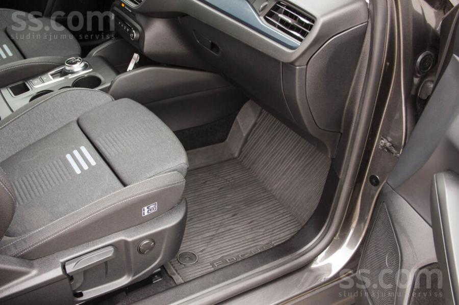 Pelēks Ford Focus 2022 Tukums, ar dzinēja tilpumu 1.50 L un nobraukumu 177 tūkst. km par 14990 €, foto 16 vietnē AUTOMOTO.COM.LV
