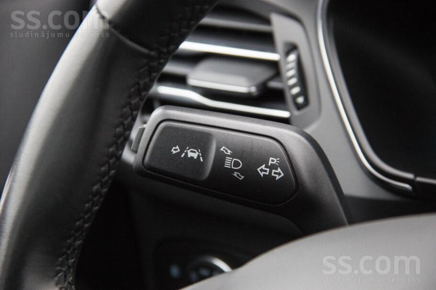 Pelēks Ford Focus 2022 Tukums, ar dzinēja tilpumu 1.50 L un nobraukumu 177 tūkst. km par 14990 €, foto 19 vietnē AUTOMOTO.COM.LV