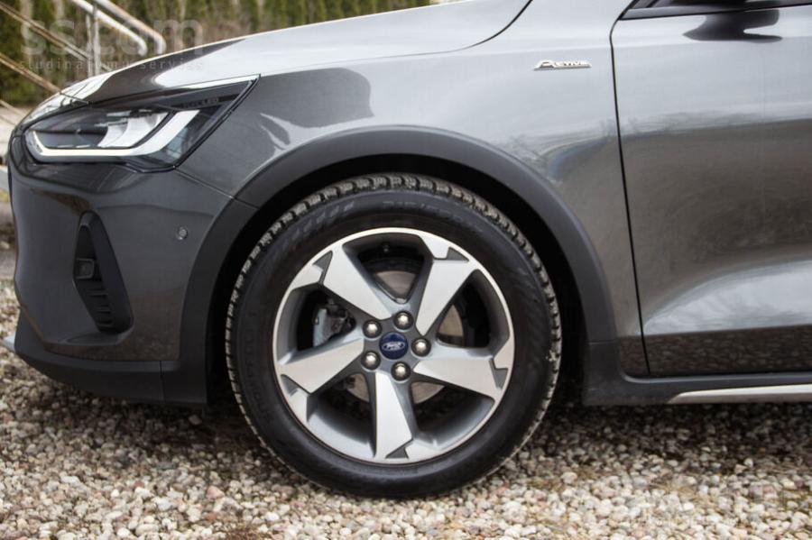 Pelēks Ford Focus 2022 Tukums, ar dzinēja tilpumu 1.50 L un nobraukumu 177 tūkst. km par 14990 €, foto 35 vietnē AUTOMOTO.COM.LV