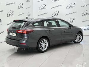Grey Ford Focus 2022 in Vilnius, with an engine capacity of 1.50 L and mileage of 40 thousand km for 11500 €, photo 4 on AUTOMOTO.COM.LV