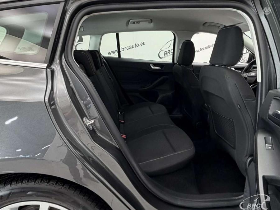 Grey Ford Focus 2022 in Vilnius, with an engine capacity of 1.50 L and mileage of 40 thousand km for 11500 €, photo 11 on AUTOMOTO.COM.LV
