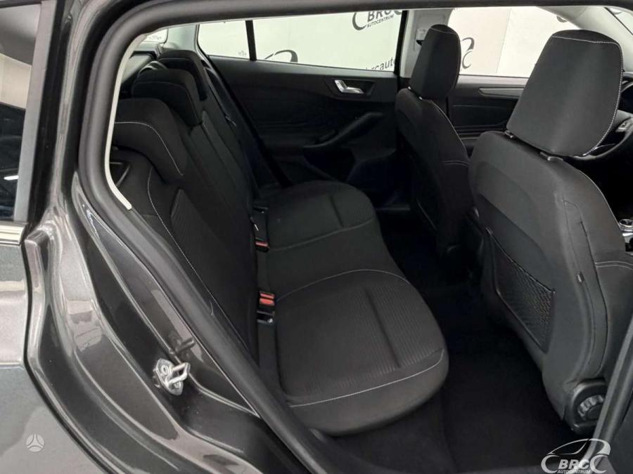 Grey Ford Focus 2022 in Vilnius, with an engine capacity of 1.50 L and mileage of 40 thousand km for 11500 €, photo 12 on AUTOMOTO.COM.LV