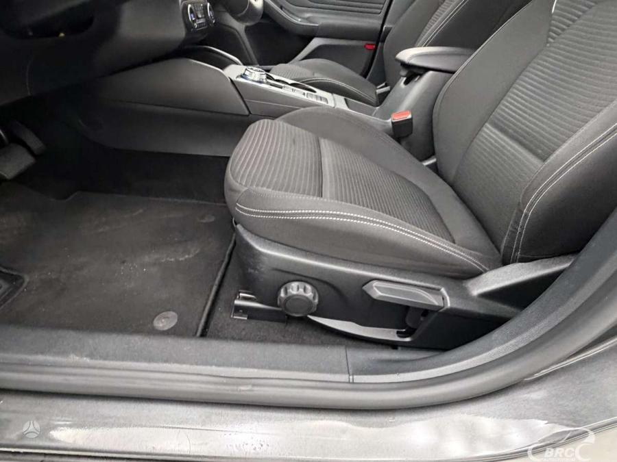 Grey Ford Focus 2022 in Vilnius, with an engine capacity of 1.50 L and mileage of 40 thousand km for 11500 €, photo 23 on AUTOMOTO.COM.LV