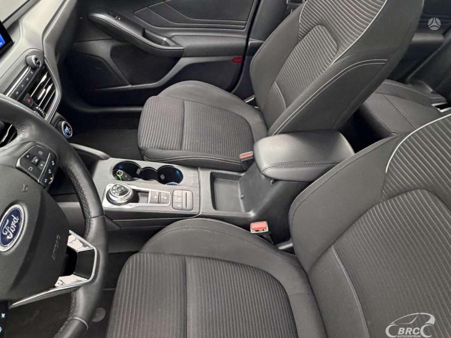 Grey Ford Focus 2022 in Vilnius, with an engine capacity of 1.50 L and mileage of 40 thousand km for 11500 €, photo 25 on AUTOMOTO.COM.LV