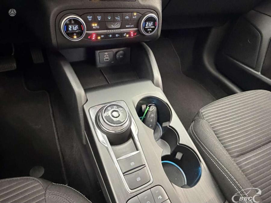 Grey Ford Focus 2022 in Vilnius, with an engine capacity of 1.50 L and mileage of 40 thousand km for 11500 €, photo 26 on AUTOMOTO.COM.LV