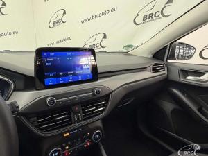 Grey Ford Focus 2022 in Vilnius, with an engine capacity of 1.50 L and mileage of 40 thousand km for 11500 €, photo 27 on AUTOMOTO.COM.LV