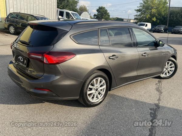 Grey Ford Focus 2022 in Tartu, with an engine capacity of 1.50 L and mileage of 153 thousand km for 13699 €, photo 6 on AUTOMOTO.COM.LV