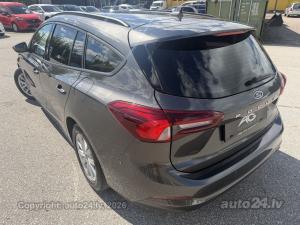 Grey Ford Focus 2022 in Tartu, with an engine capacity of 1.50 L and mileage of 151 thousand km for 13399 €, photo 3 on AUTOMOTO.COM.LV