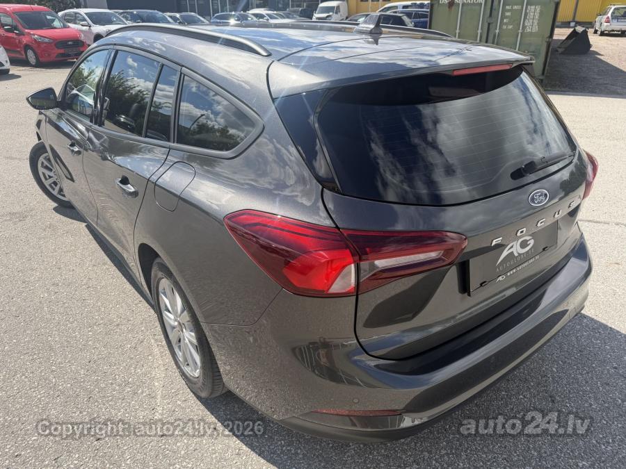 Grey Ford Focus 2022 in Tartu, with an engine capacity of 1.50 L and mileage of 151 thousand km for 13399 €, photo 3 on AUTOMOTO.COM.LV
