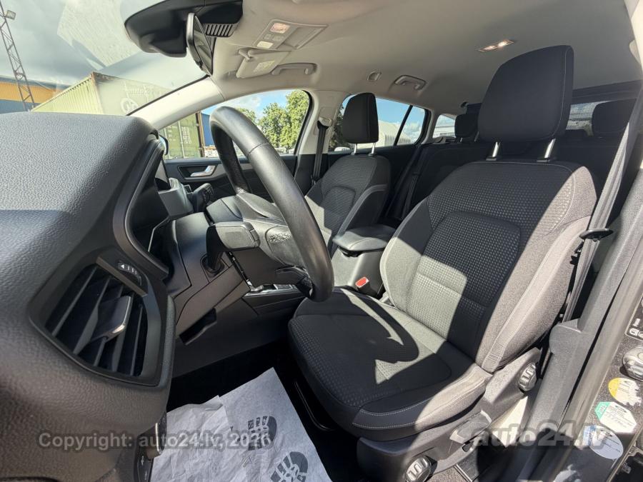 Grey Ford Focus 2022 in Tartu, with an engine capacity of 1.50 L and mileage of 151 thousand km for 13399 €, photo 8 on AUTOMOTO.COM.LV
