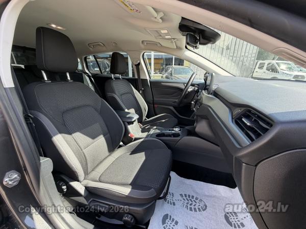 Grey Ford Focus 2022 in Tartu, with an engine capacity of 1.50 L and mileage of 151 thousand km for 13399 €, photo 9 on AUTOMOTO.COM.LV