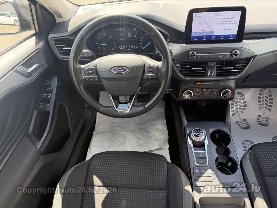 Grey Ford Focus 2022 in Tartu, with an engine capacity of 1.50 L and mileage of 151 thousand km for 13399 €, photo 12 on AUTOMOTO.COM.LV