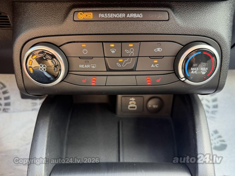 Grey Ford Focus 2022 in Tartu, with an engine capacity of 1.50 L and mileage of 151 thousand km for 13399 €, photo 22 on AUTOMOTO.COM.LV