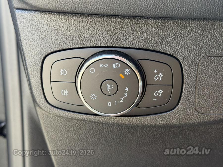 Grey Ford Focus 2022 in Tartu, with an engine capacity of 1.50 L and mileage of 151 thousand km for 13399 €, photo 23 on AUTOMOTO.COM.LV