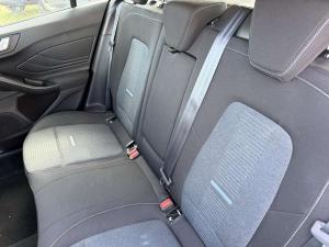 Grey Ford Focus 2022 in Vilnius, with an engine capacity of 1.00 L and mileage of 155 thousand km for 11490 €, photo 16 on AUTOMOTO.COM.LV