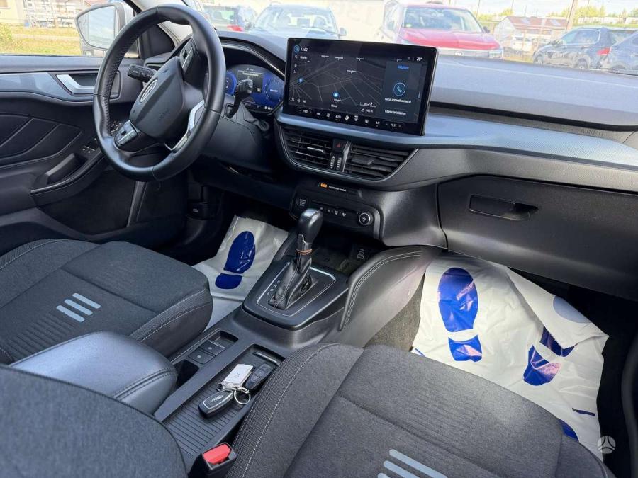Grey Ford Focus 2022 in Vilnius, with an engine capacity of 1.00 L and mileage of 155 thousand km for 11490 €, photo 22 on AUTOMOTO.COM.LV