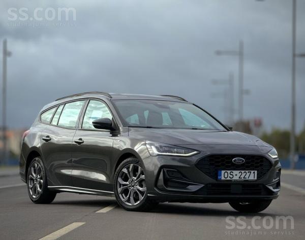 Grey Ford Focus 2022 in Riga, with an engine capacity of 1.00 L and mileage of 83 thousand km for 15900 €, photo 4 on AUTOMOTO.COM.LV