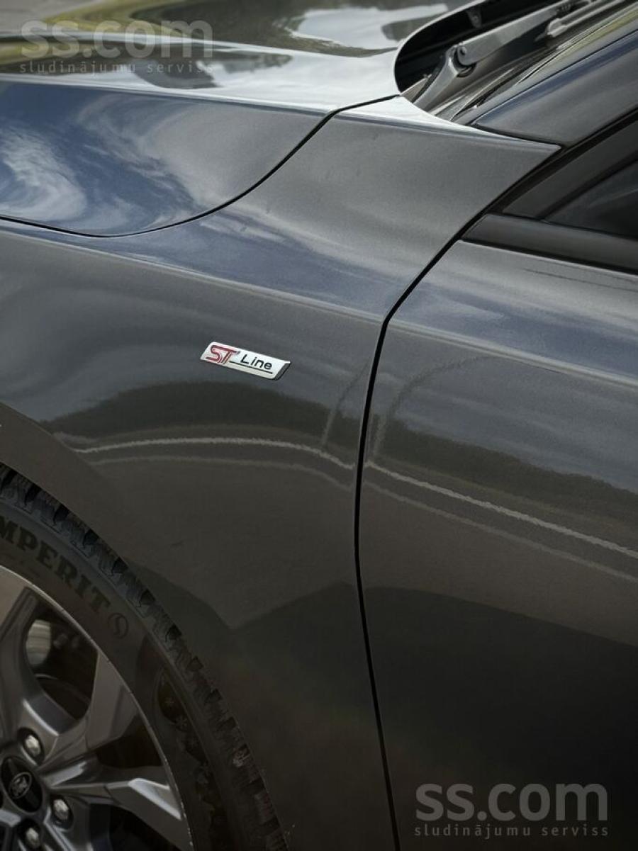 Pelēks Ford Focus 2022 Rīga, ar dzinēja tilpumu 1.00 L un nobraukumu 83 tūkst. km par 15900 €, foto 13 vietnē AUTOMOTO.COM.LV