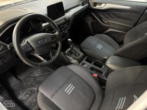 Grey Ford Focus 2023 in Vilnius, with an engine capacity of 1.00 L and mileage of 112 thousand km for 16000 €, photo 9 on AUTOMOTO.COM.LV