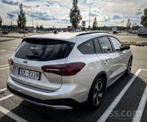 Grey Ford Focus 2023 in Riga, with an engine capacity of 1.50 L and mileage of 143 thousand km for 13250 €, photo 5 on AUTOMOTO.COM.LV