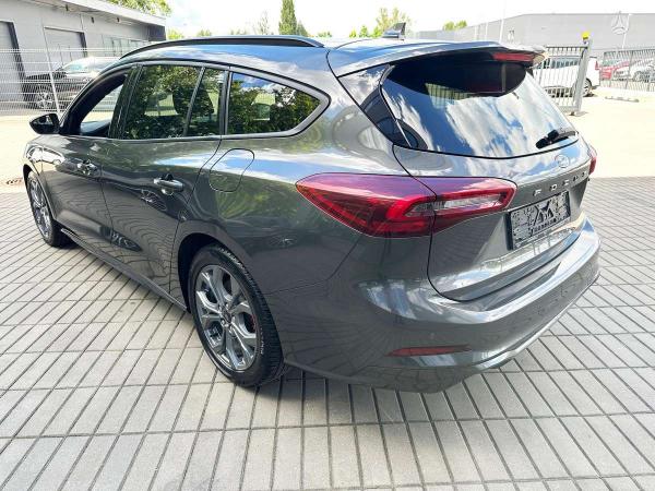 Grey Ford Focus 2023 in Kaunas, with an engine capacity of 1.00 L and mileage of 237 thousand km for 10800 €, photo 5 on AUTOMOTO.COM.LV