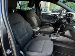 Grey Ford Focus 2023 in Kaunas, with an engine capacity of 1.00 L and mileage of 237 thousand km for 10800 €, photo 11 on AUTOMOTO.COM.LV