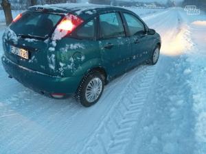Ford Focus 2000 in Vilnius, with an engine capacity of 1.80 L and mileage of 258 thousand km for 700 €, photo 2 on AUTOMOTO.COM.LV