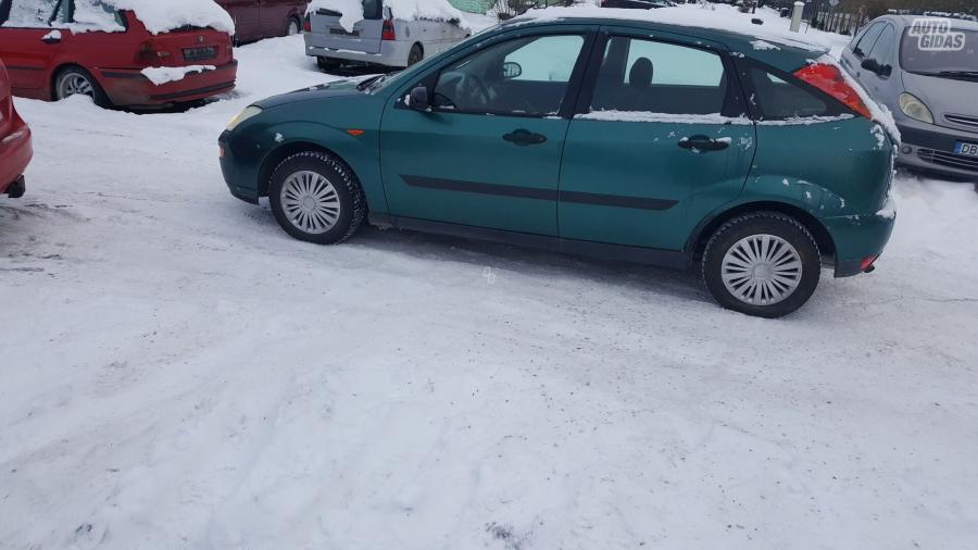 Ford Focus 2000 in Vilnius, with an engine capacity of 1.80 L and mileage of 258 thousand km for 650 €, photo 5 on AUTOMOTO.COM.LV