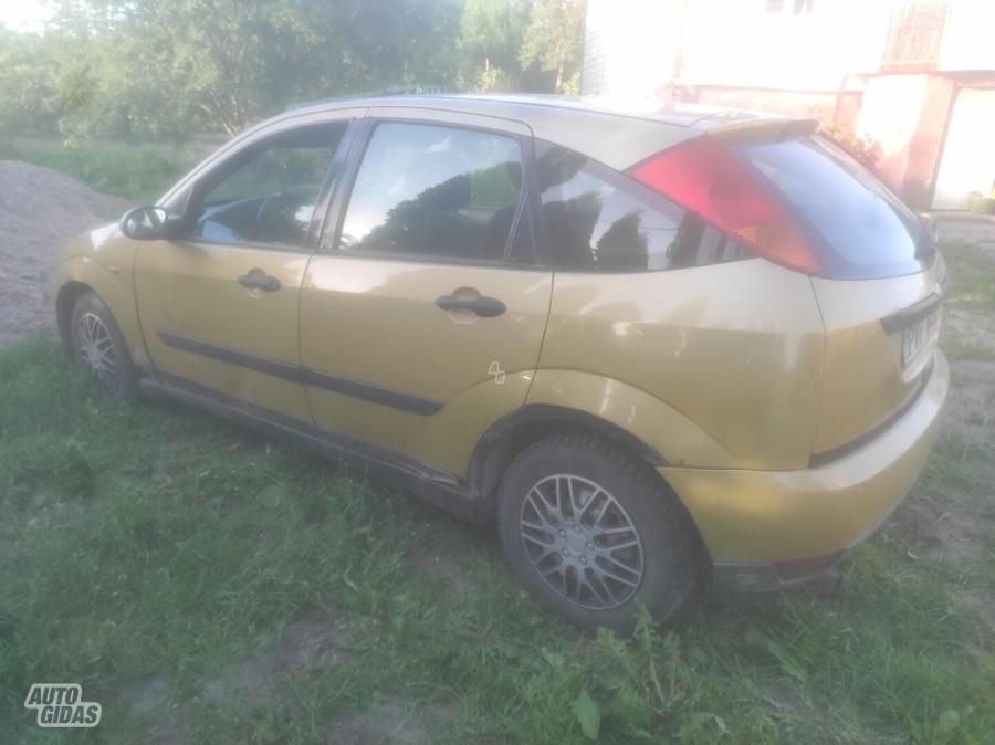 Форд Фокус 2000 в Шяуляй, объемом двигателя 1.60 л и пробегом 150 тыс. км за 280 €, фото 4 на AUTOMOTO.COM.LV