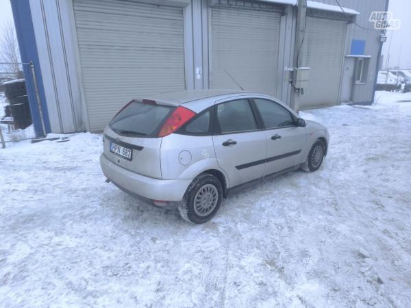 Ford Focus 2001 Kauņa, ar dzinēja tilpumu 1.80 L un nobraukumu 280 tūkst. km par 399 €, foto 3 vietnē AUTOMOTO.COM.LV