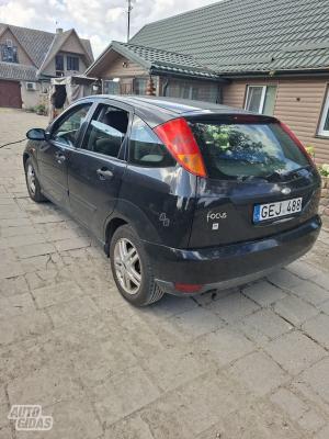 Ford Focus 2001 in Panevezys, with an engine capacity of 1.60 L and mileage of 232 thousand km for 800 €, photo 3 on AUTOMOTO.COM.LV