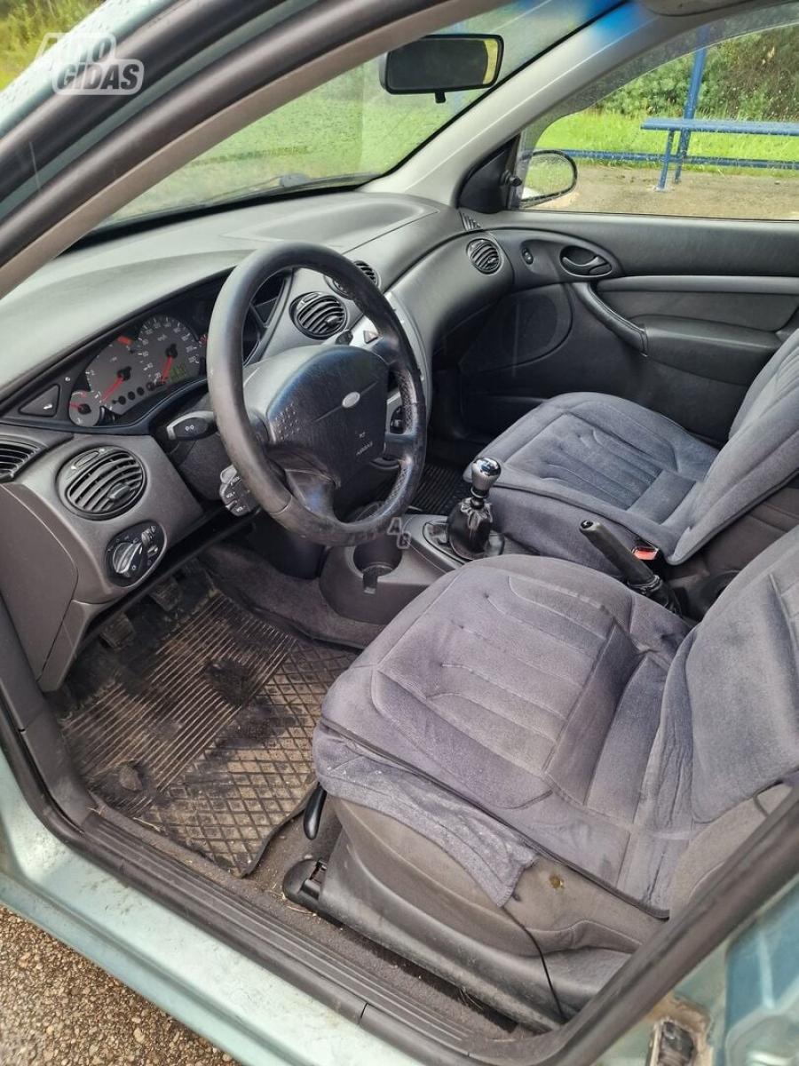 Ford Focus 2001 Visaginas, ar dzinēja tilpumu 1.80 L un nobraukumu 350 tūkst. km par 350 €, foto 10 vietnē AUTOMOTO.COM.LV