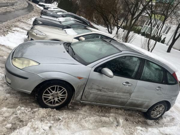 Ford Focus 2002 in Vilnius, with an engine capacity of 1.60 L and mileage of 252 thousand km for 280 €, photo 5 on AUTOMOTO.COM.LV