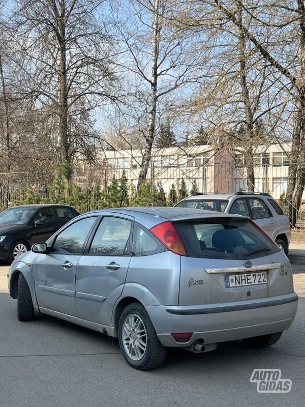 Ford Focus 2002 Viļņa, ar dzinēja tilpumu 1.60 L un nobraukumu 253 tūkst. km par 400 €, foto 3 vietnē AUTOMOTO.COM.LV