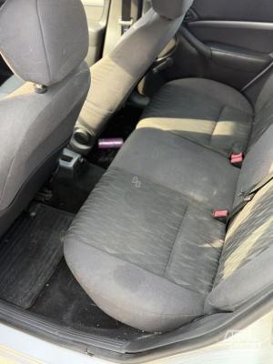 Ford Focus 2002 in Siauliai, with an engine capacity of 1.60 L and mileage of 256 thousand km for 599 €, photo 12 on AUTOMOTO.COM.LV