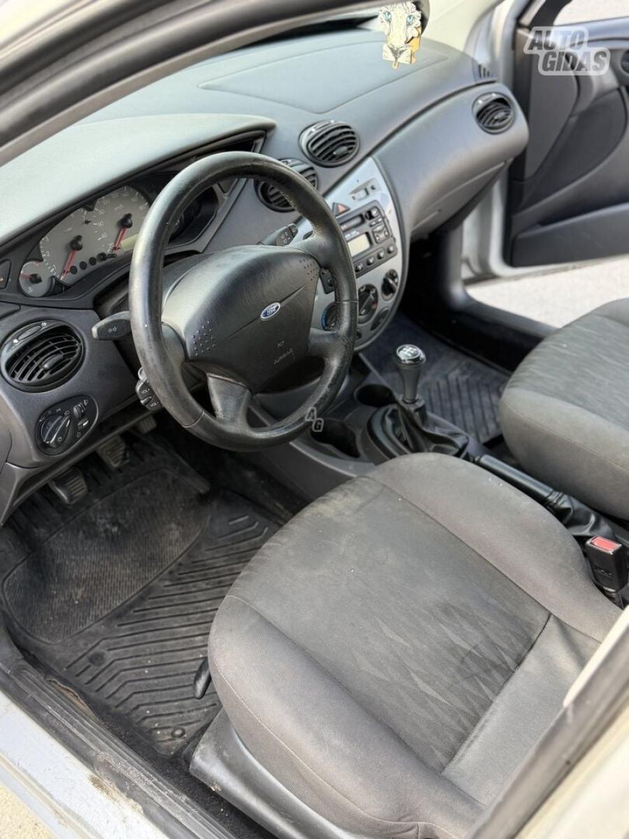 Ford Focus 2002 in Siauliai, with an engine capacity of 1.60 L and mileage of 256 thousand km for 599 €, photo 13 on AUTOMOTO.COM.LV