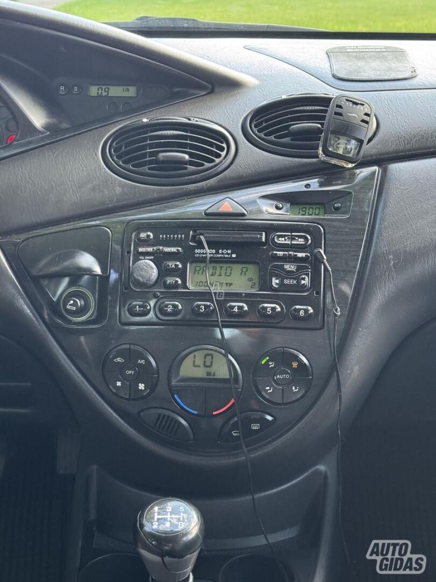 Ford Focus 2002 in Kaunas, with an engine capacity of 1.70 L and mileage of 35 thousand km for 1300 €, photo 9 on AUTOMOTO.COM.LV