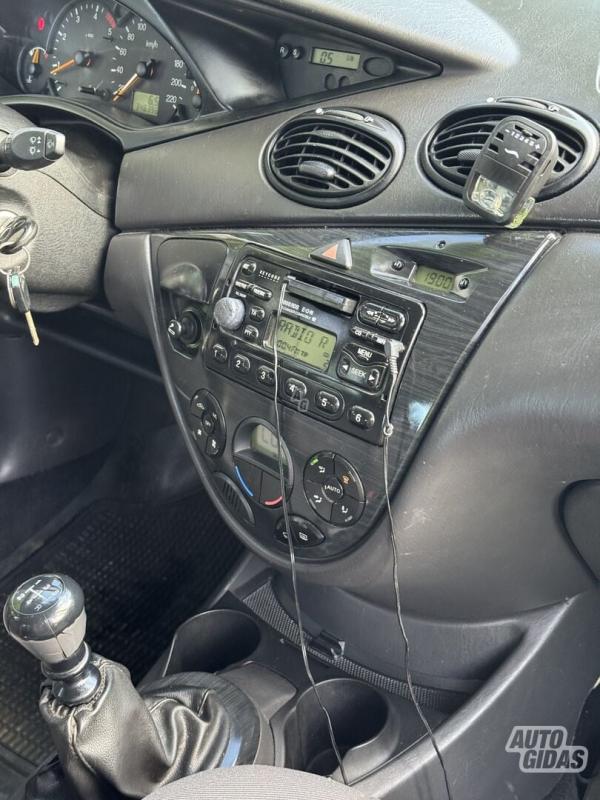 Ford Focus 2002 Kauņa, ar dzinēja tilpumu 1.70 L un nobraukumu 35 tūkst. km par 1300 €, foto 9 vietnē AUTOMOTO.COM.LV