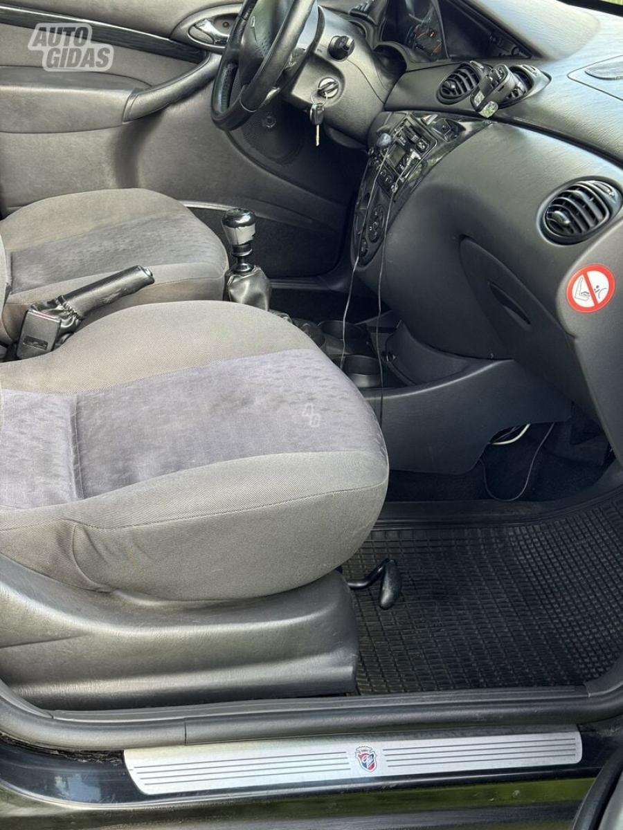 Ford Focus 2002 in Kaunas, with an engine capacity of 1.70 L and mileage of 35 thousand km for 1300 €, photo 11 on AUTOMOTO.COM.LV