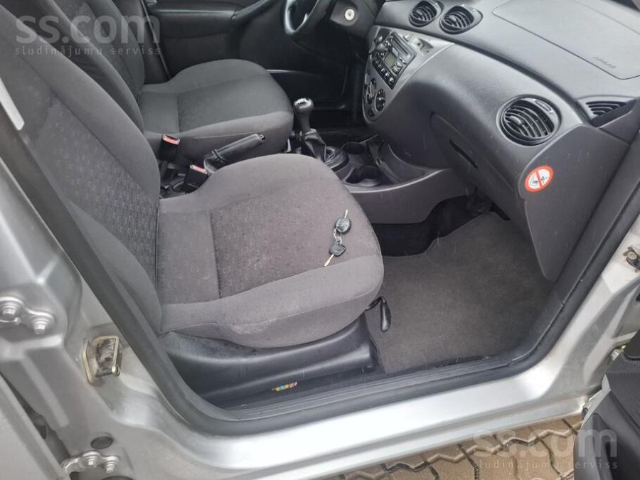 Ford Focus 2003 Saldus, ar dzinēja tilpumu 1.60 L un nobraukumu 68 tūkst. km par 1000 €, foto 10 vietnē AUTOMOTO.COM.LV
