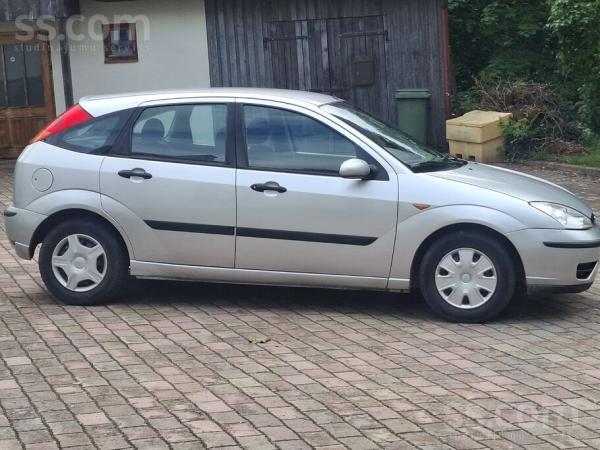 Ford Focus 2003 in Saldus, with an engine capacity of 1.60 L and mileage of 68 thousand km for 1000 €, photo 3 on AUTOMOTO.COM.LV